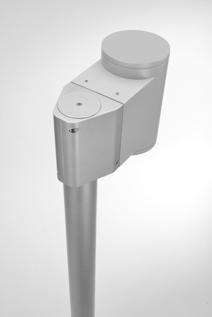 TECH POLE ROUND / SINGEL ELLER DUBBEL RUND ARMATUR IP65 | TUPEX Sverige